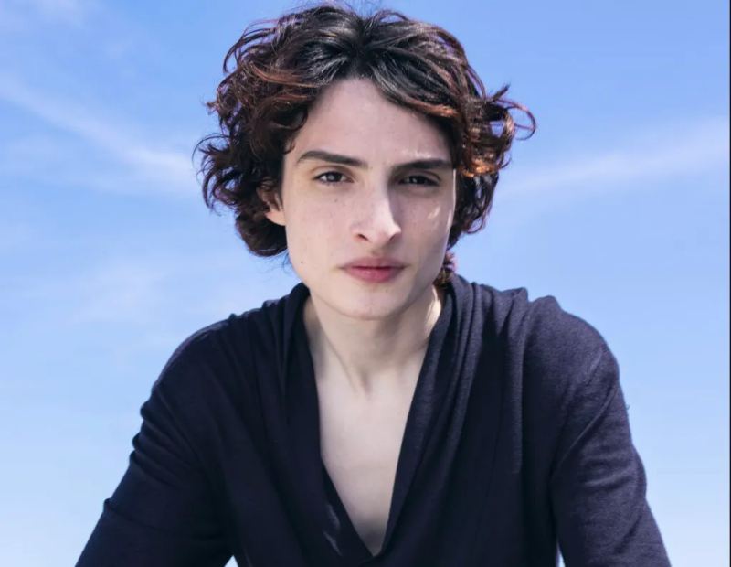 【最新2024】フィンウルフハード21歳、身長の伸び方がおかしい！ | ハリウッド俳優FUN